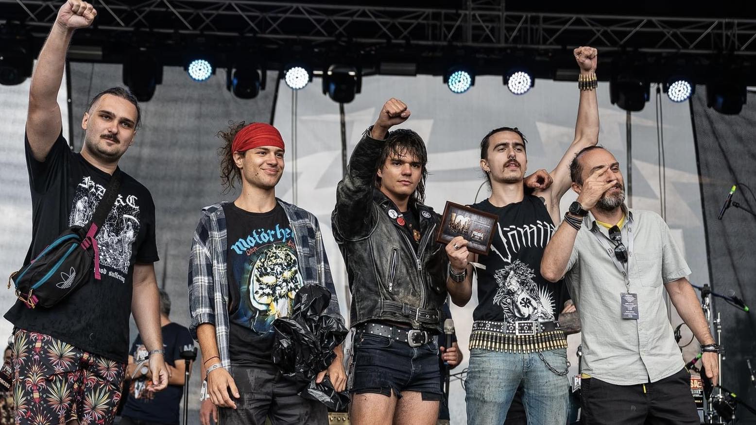 Leather Brigade - Full force ahead - Underground Music